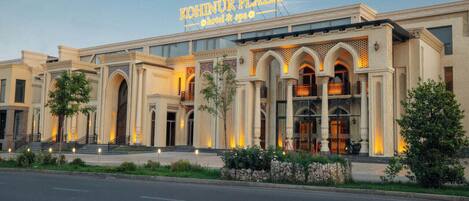 Fachada da propriedade