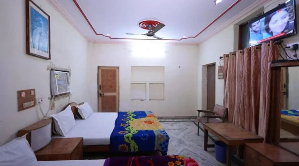 Hotel Shyam Inn - Standard Room Apartment - Mathura