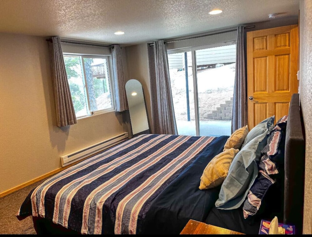 Kid-friendly Modern Cabin With Panorama Views - Woodland Park, CO