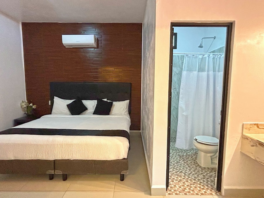 Quarto standard, vista para o pátio | Wi-Fi de cortesia