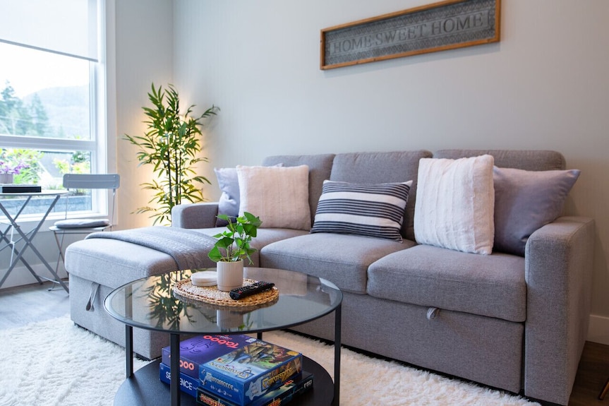 New 1 Bed Condo With Mtn Views - 哈里遜溫泉