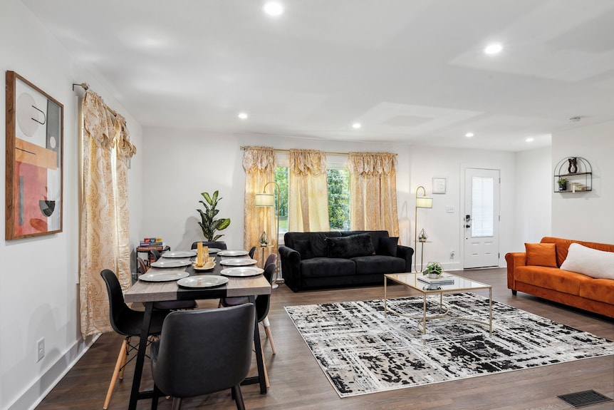Grand Five-bedroom Retreat Close To The Airport - Atlanta