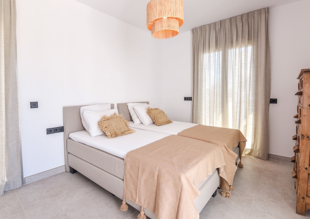 Villa 'Can Sole' Con Piscina Privada, Wi-fi Y Aire Acondicionado - Ibiza
