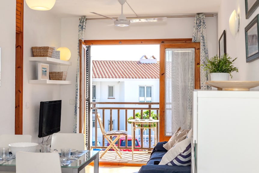 Appartement 'Arenal De'n Castell' Avec Vue Sur La Mer, Piscine Partagée Et Wi-fi - Minorque