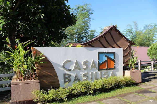 Casa Basilisa Hotel & Resort - Luzon