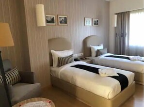 Quarto Twin Premier | 1 quarto, Wi-fi grátis 