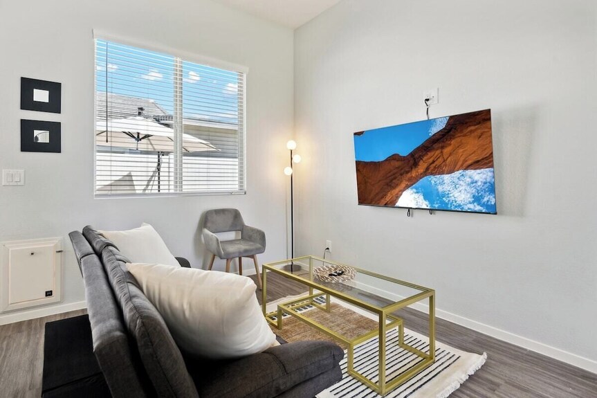 Luminous Sunrise Home In Canopy At Cottonwood - Casa Grande, AZ