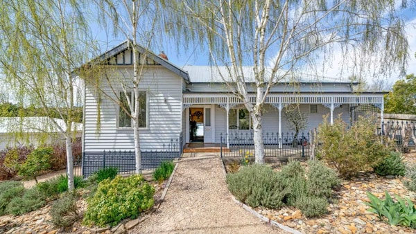 Balconies Lakeside - Daylesford