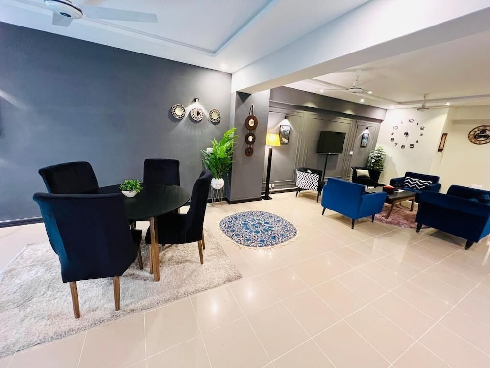 Freddys Luxury Apartments - Islamabad