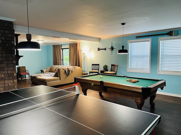 Cozy, Comfortable Lakehouse Getaway - Sleeps 10! Wifi, Private Dock - Georgia Veterans State Park, Cordele