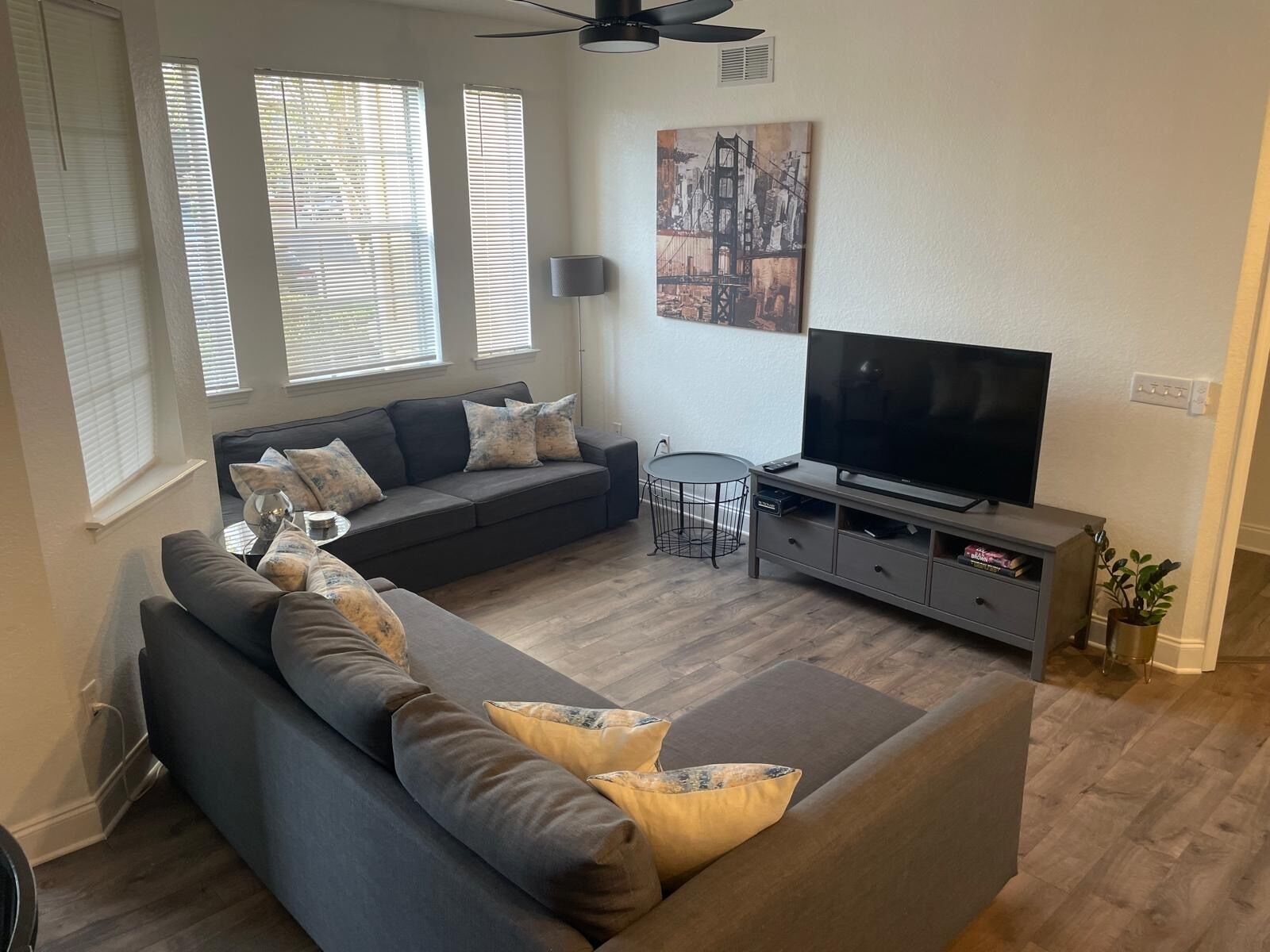 Your Ideal Near By Disney Parks Stay! Great For Families. Quite Community - Davenport, FL