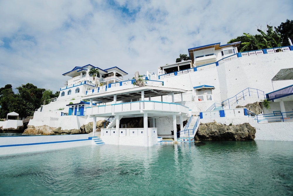 Rockwalled Adventure Resort By Hiverooms - Dalaguete