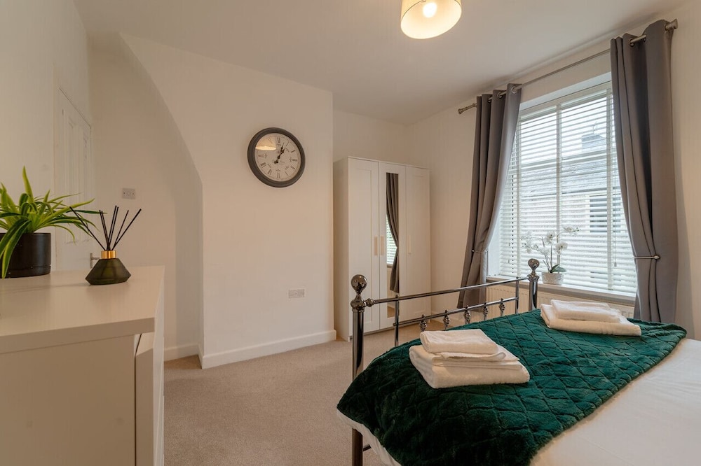 Walking Distance Into Town, Sleeps 5 - Clitheroe