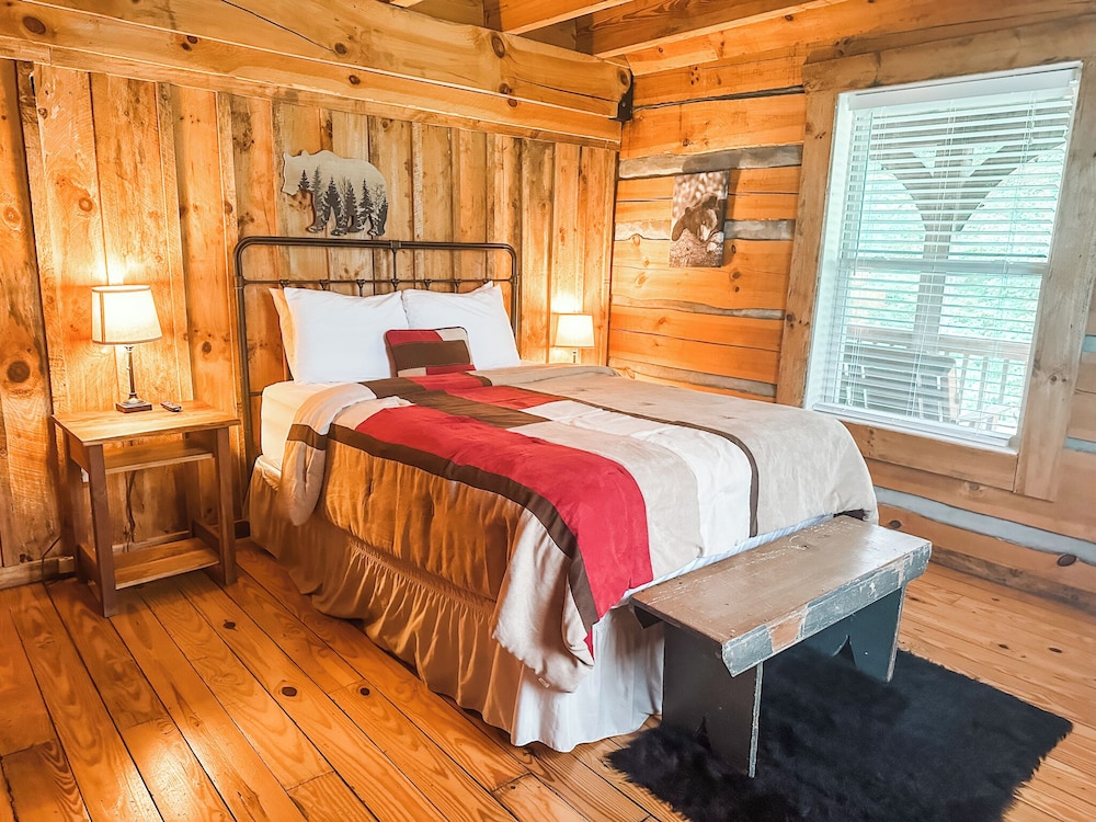 Cozy Bear Claw Cove - 2 Bedroom Cabin In The Heart Of The Blue Ridge Mountains - Virginia