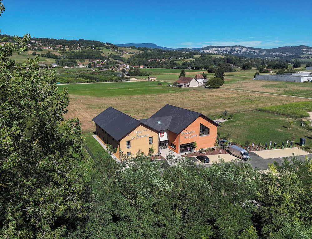 Hotel Le Belmont - Brasserie Du Guiers - Savoie