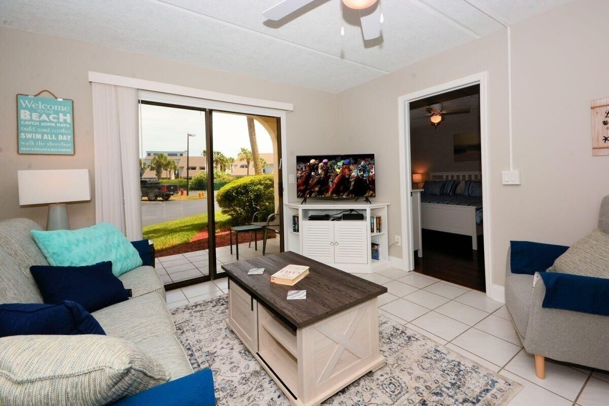 Beachside Bliss~courtyard Villa~beachside By Redawning - St. Augustine Beach, FL