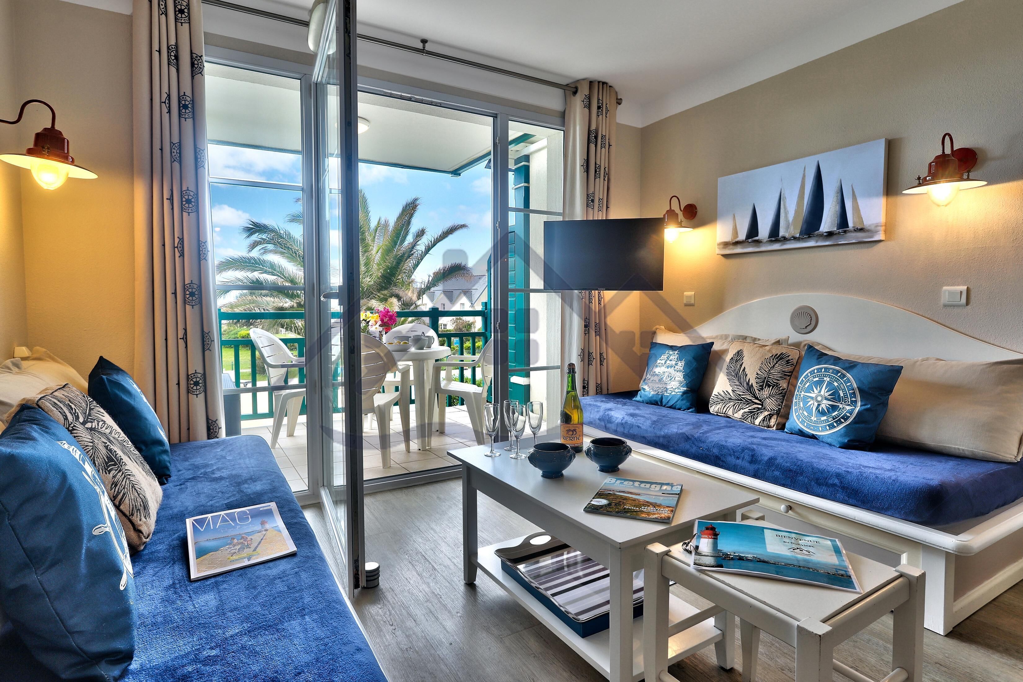 One-bedroom Apartment With Balcony And Partial Sea View - Guilvinec