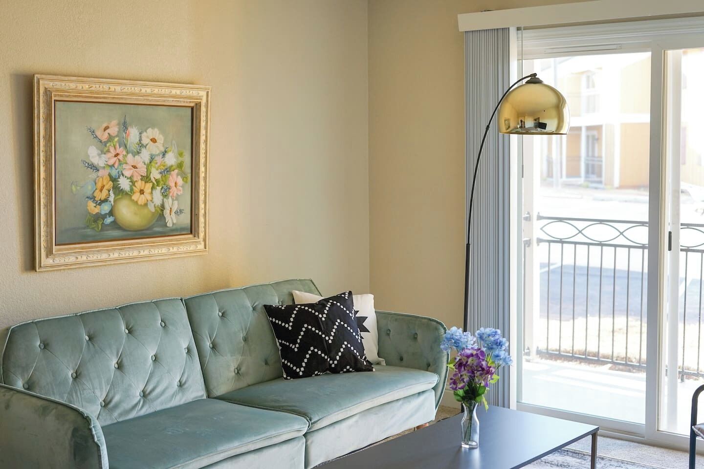 Sleepover: Dashing 1bd/1ba + Balcony - Okc\n - Oklahoma City, OK