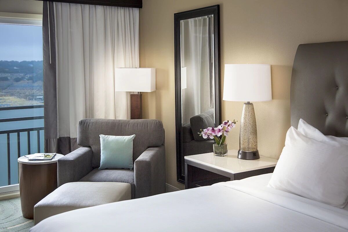 King Lakeview At Lakeway Resort & Spa, Pool, Pets Allowed! - Lakeway, TX