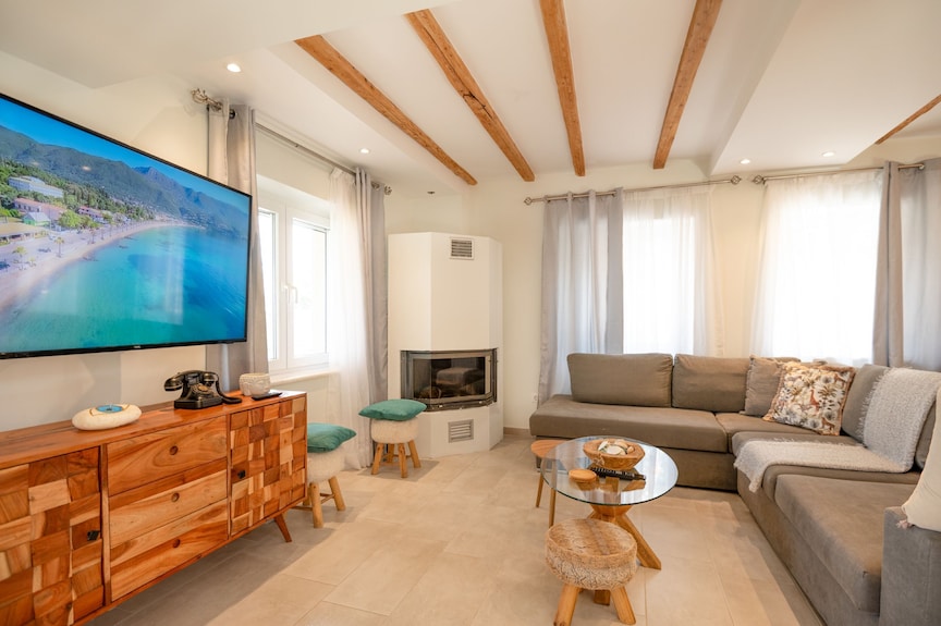 Villekulla Villa: Tranquil Stay With Sea Views - Kassiopi