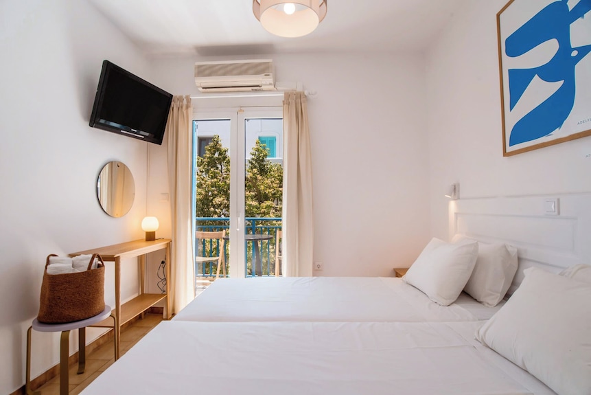 Apartment '16' With Mountain View, Wi-fi And Air Conditioning - Paros