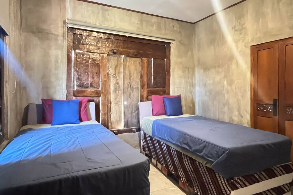 Quarto Duplo ou Twin | Wi-fi grátis, roupa de cama fornecida
