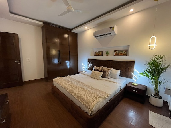 Bedchambers Serviced Apartments South - Delhi