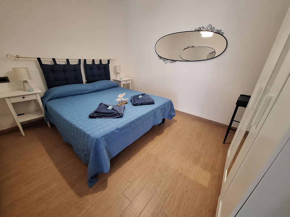 Modern Apartment Between Village And With Access To 70m2 Swimming Pool - Orosei