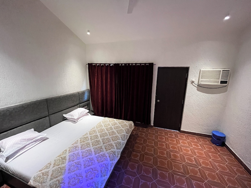 Serene 4bhk Villa Pvt Pool Kichn Igatpuri Nashik - Igatpuri
