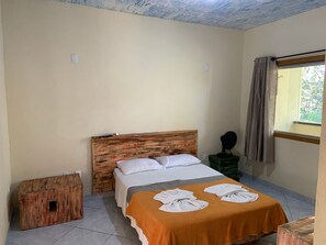 Quarto Tradicional, lanai (alpendre havaiano), vista para o jardim | Minibar, Wi-fi grátis, roupa de cama fornecida