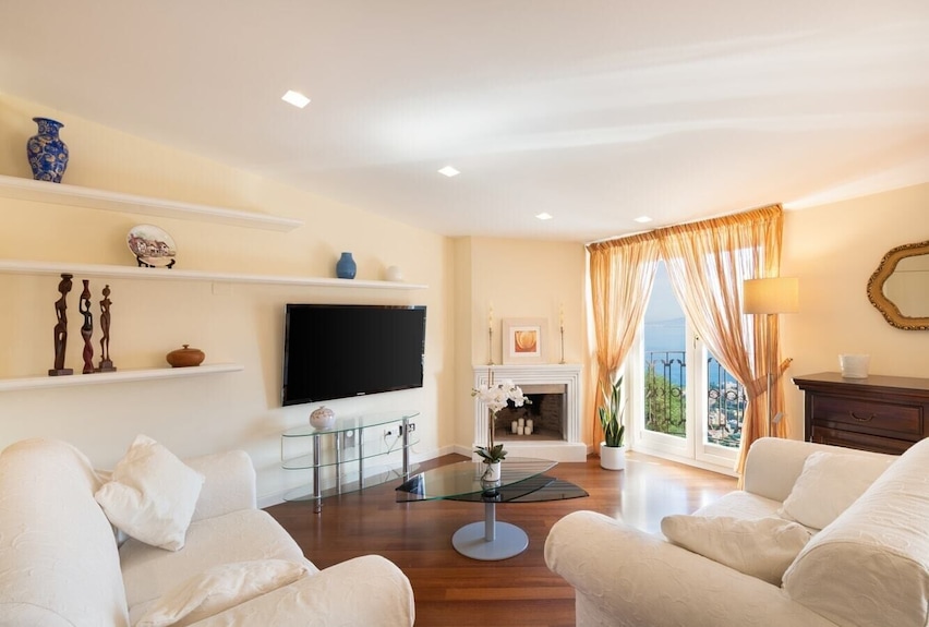 Villa Lucinda - House With Stunning Views - Sorrente