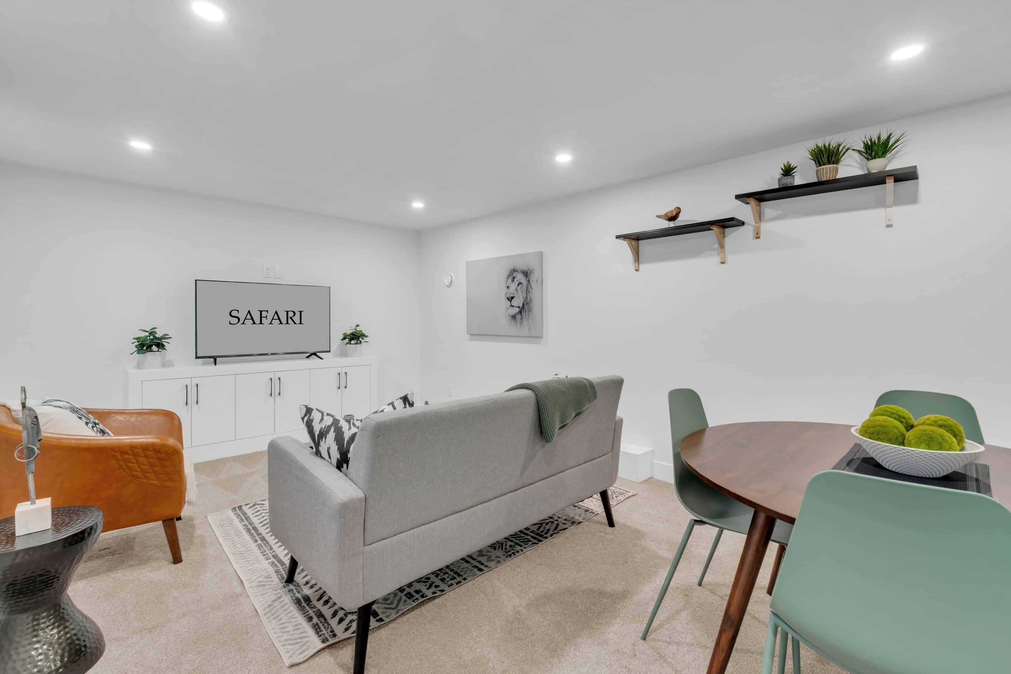 "Safari" Renovated & Upgraded 2 Bed Lower Suite - Calgary
