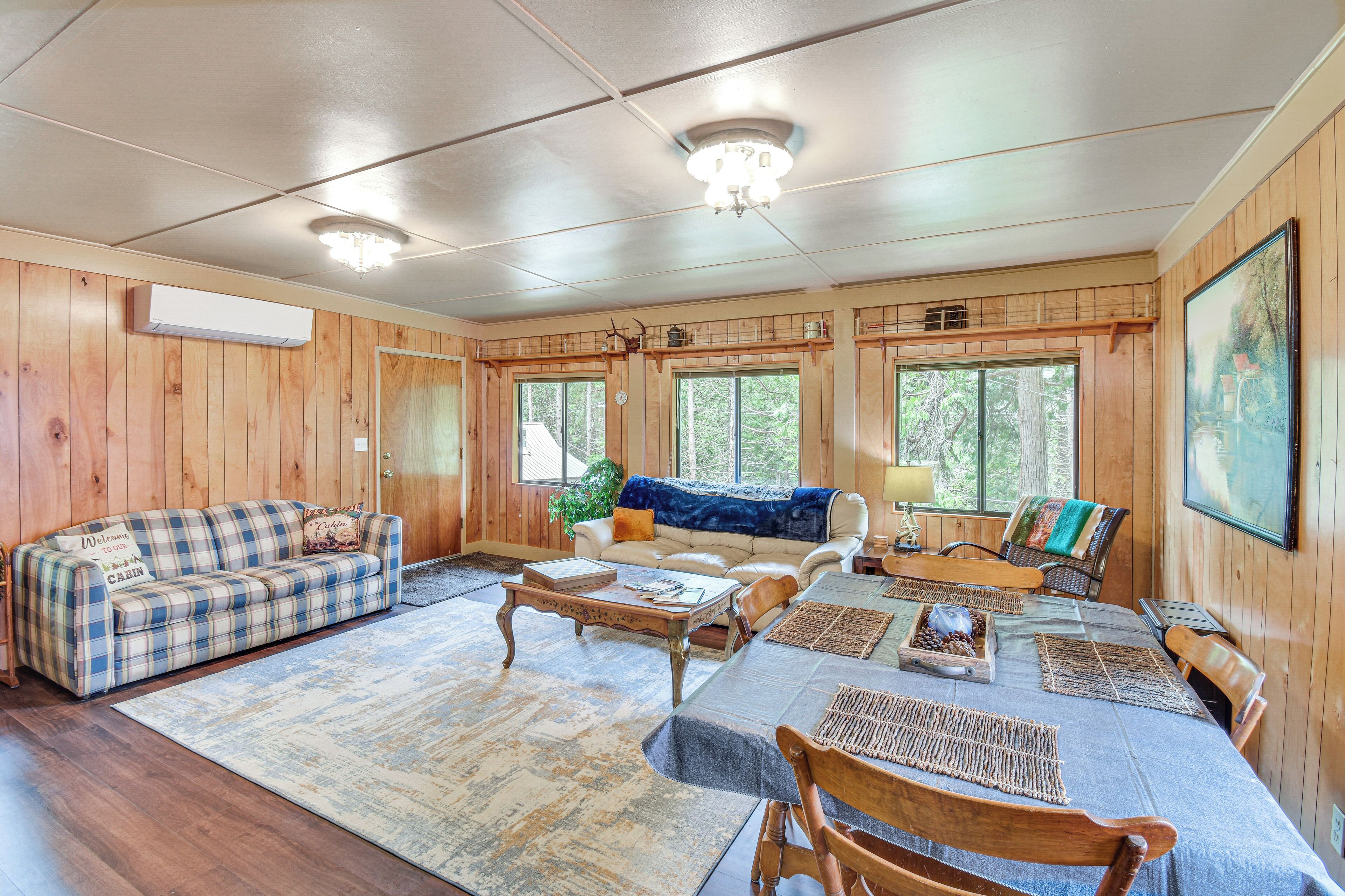 8 Mi To Yosemite National Park: Cabin W/ Fire Pit - Fish Camp, CA