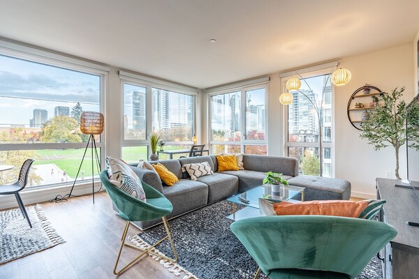 Sophari Parkside: Bellevue Apartments - Kenmore, WA