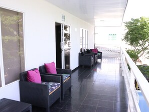 Corrimões nos corredores