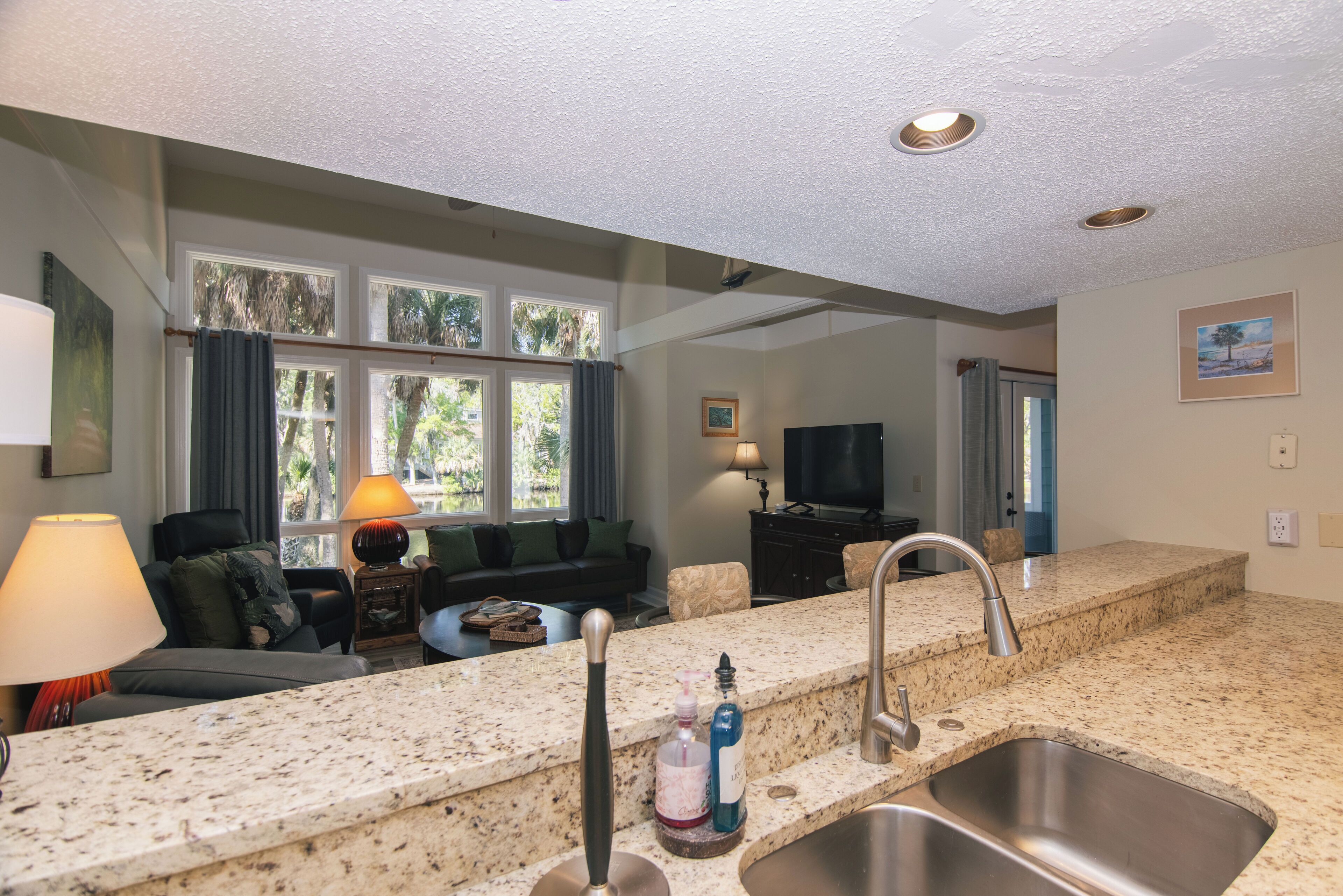 493 Egrets Pointe-beautiful Townhome On Lagoon; Pool/amenity Access Included - Edisto Island, SC