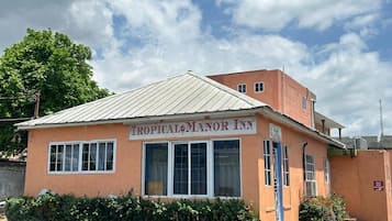 Fachada da propriedade