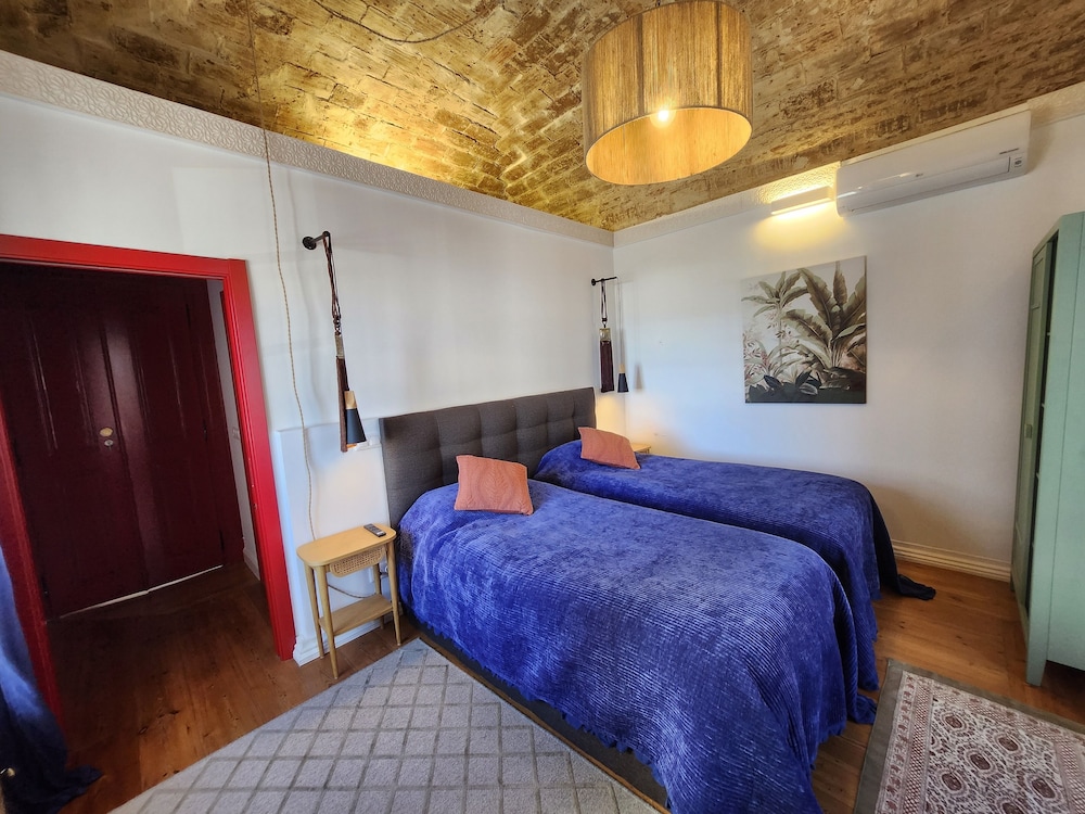 Votre Luxueux Cocon Au Coeur Du Centre Historique D'evora - Wifi Clim. Parking - District de Évora