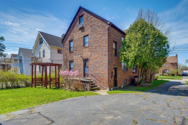 South Euclid Apt < 10 Mi To Downtown Cleveland! - Chagrin Falls, OH