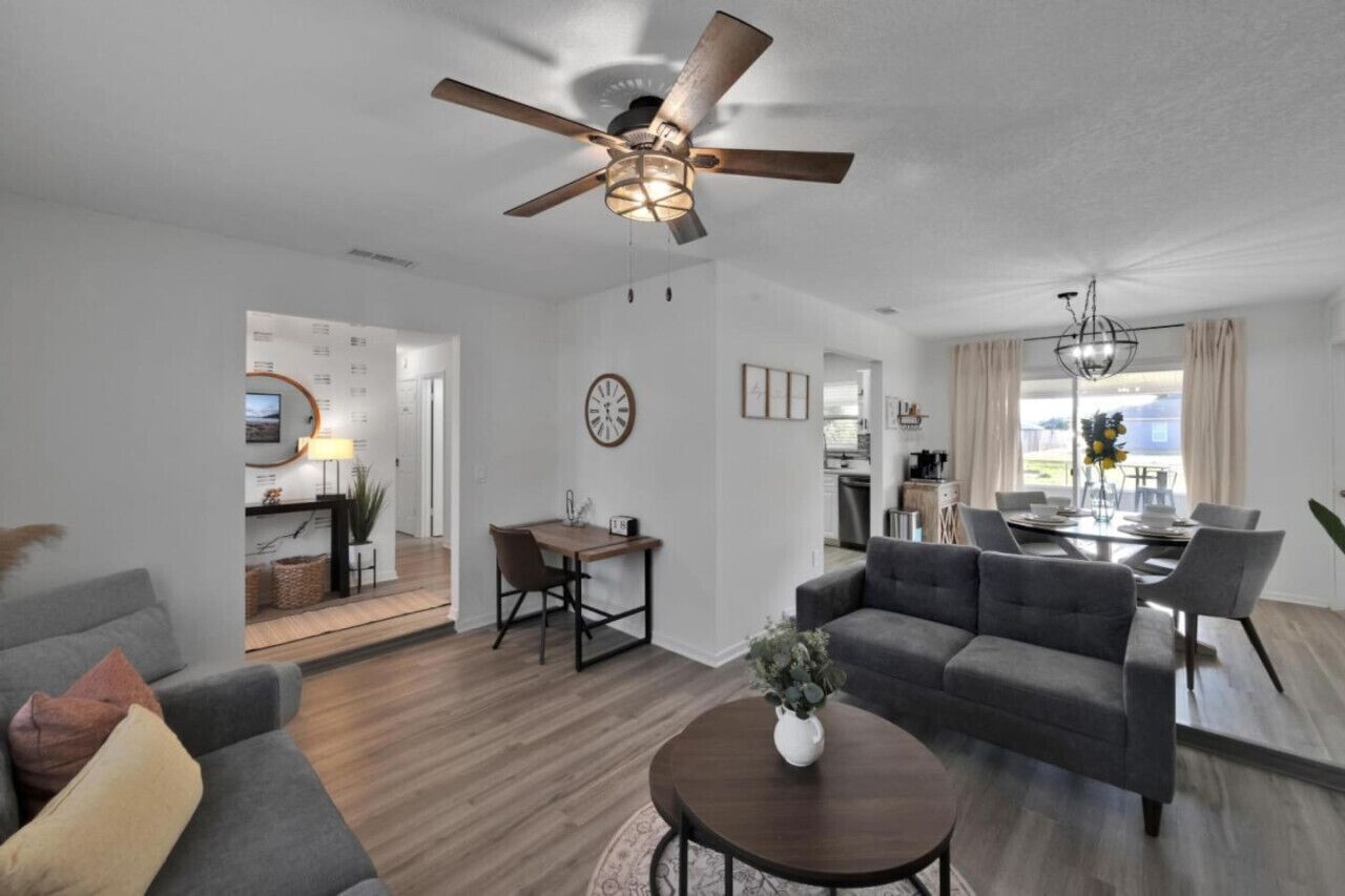 Modern 3br Home | Game Room, Arcades & Huge Patio For Family Fun - Port St. Lucie, FL