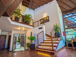 Entrada (vista interior)