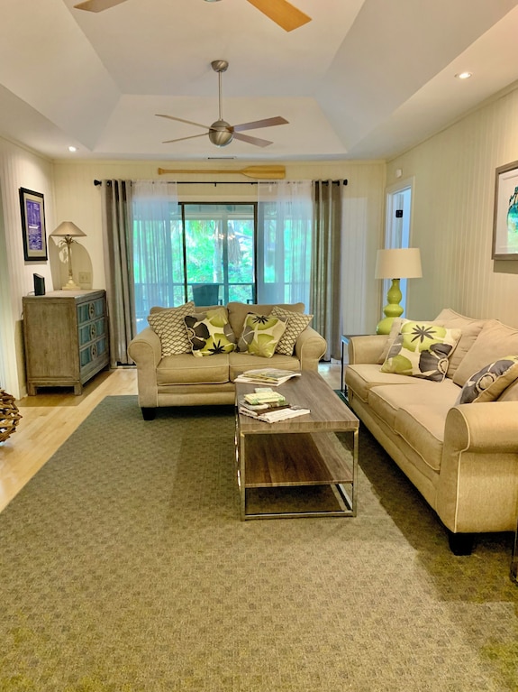 2 Inlet Cove; Steps From The Dock & Pool; 10 Min Walk To The Beach; Ev Charger - South Carolina