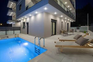 Suíte júnior, piscina particular | Terraço/pátio