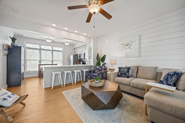 Seas The Day 3 Bedroom Home By Redawning - Beaufort, NC