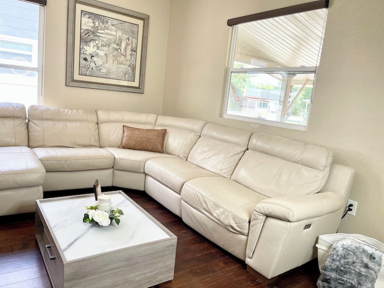 Beautiful Home Near Disney Private Poolbbq Downtown - Kissimmee, FL