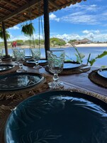 Pequeno-almoço tipo buffet diário incluído 