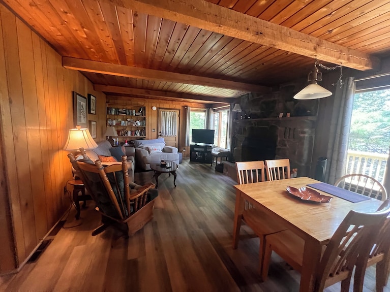 Bon Vivant-pet Friendly, Lake Front, Minutes To Honihoni, Uno, Brenda's, Wisp - 오클랜드