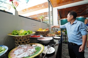 Pequeno-almoço inspirado na cozinha local diário mediante uma taxa