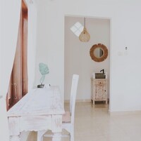 Frigobar, cofres nos quartos, individualmente decorados, escrivaninha