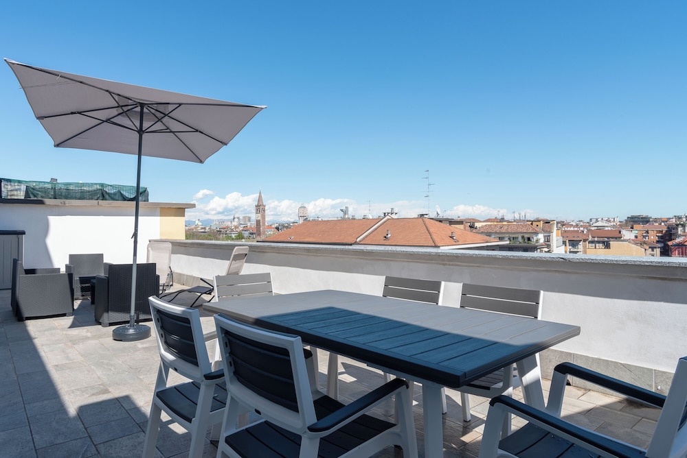 Easyhomes - Navigli Terrace - Milan